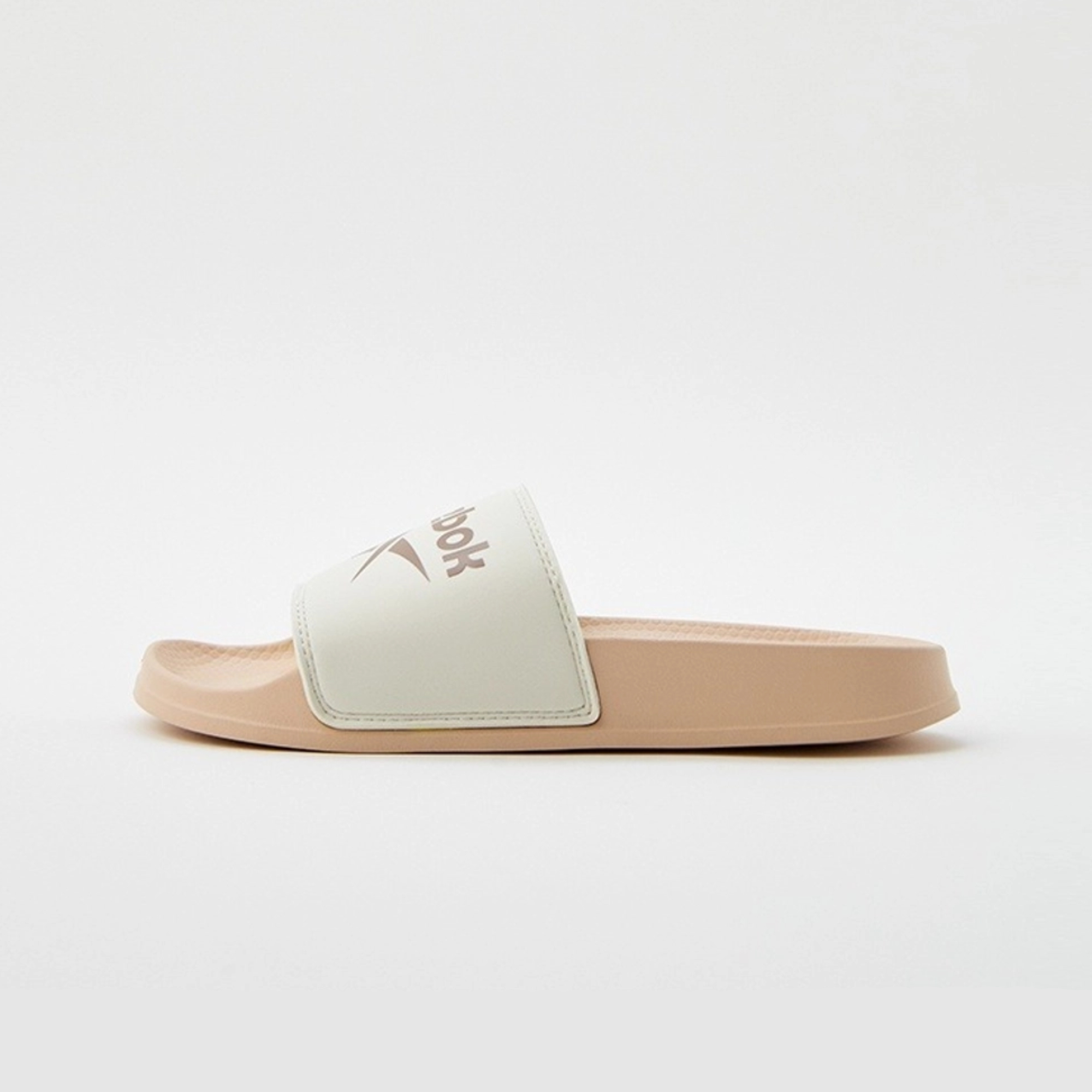Женские шлепанцы Reebok FULGERE SLIDE цвет бежевый арт HR0689 - купить ...